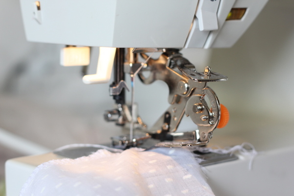 Get The Best Features Of Singer One Computerized Sewing Machine | FAY ...